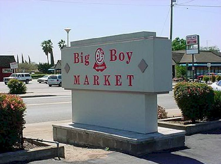 Monument | United Sign Systems